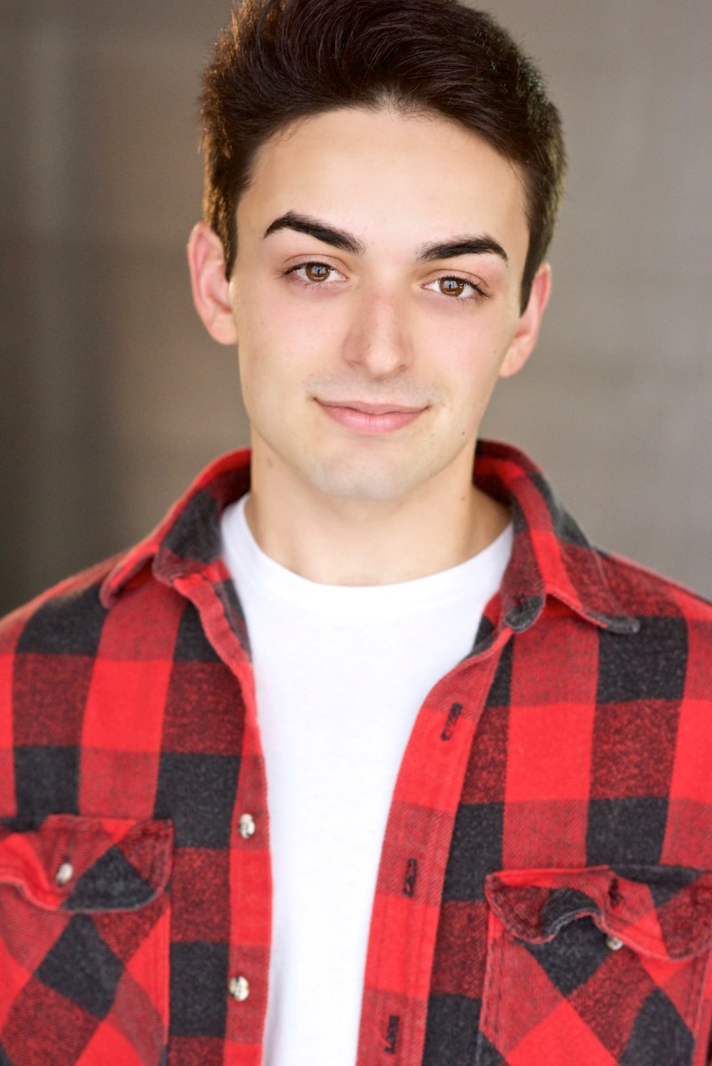 NY 2 LA 2 Off-Broadway with Nicholas Capriotti – Showtones