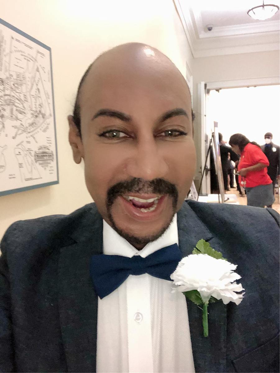 Nightlife Man-About-Town, Joe Preston, praises Brian Alejandro – Showtones